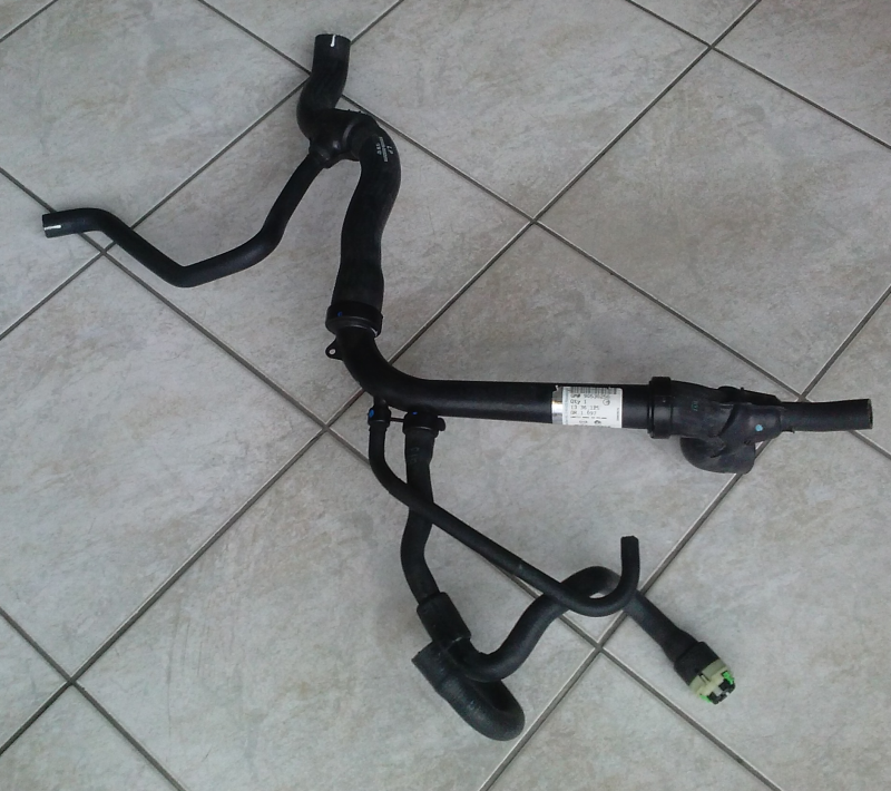 Rurka łącząca chłodnicę do silnika Vectra B - 90530256 - SKLEP Dixi-Car